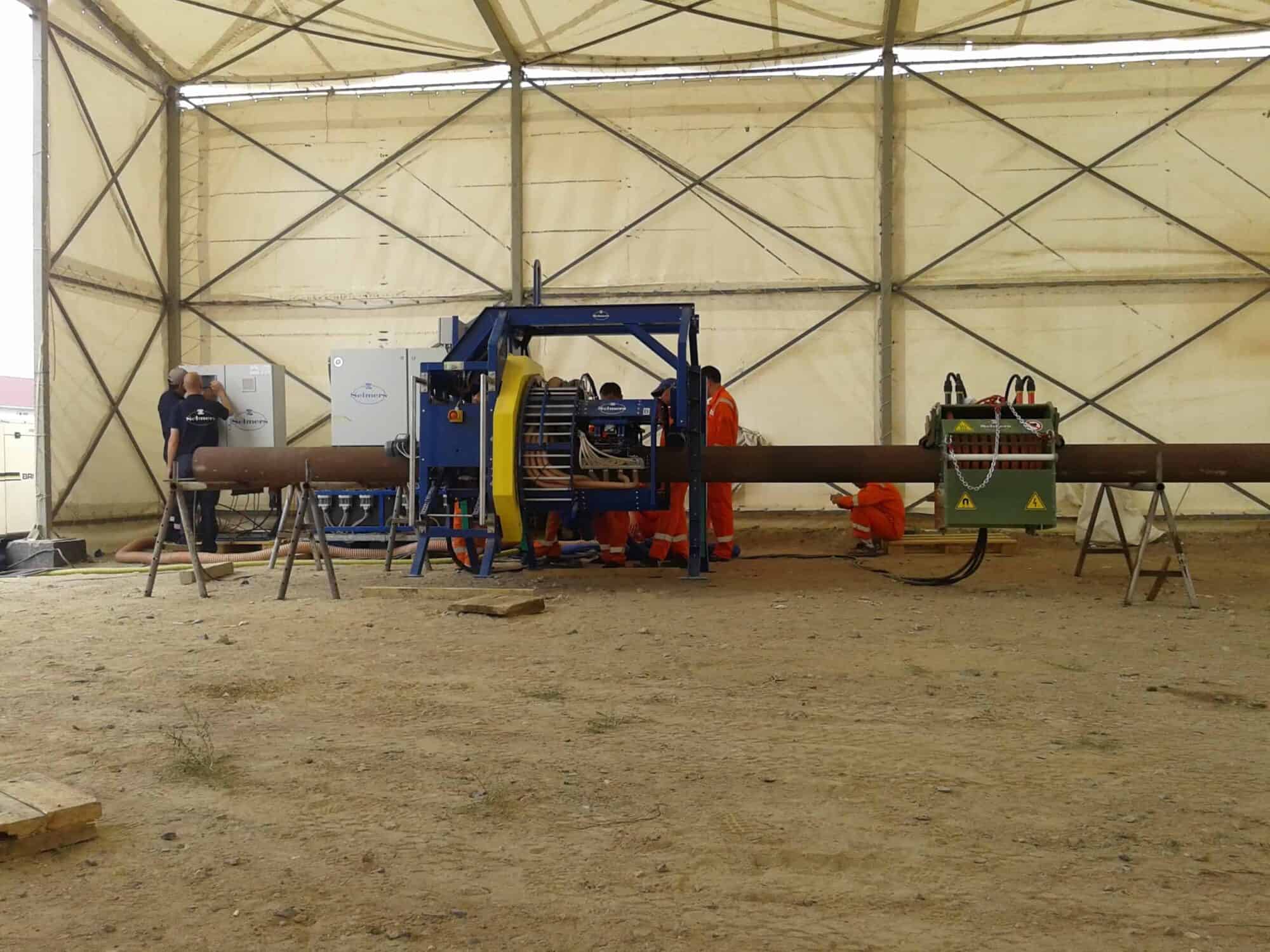 Field joint coating system onshore - Selmers